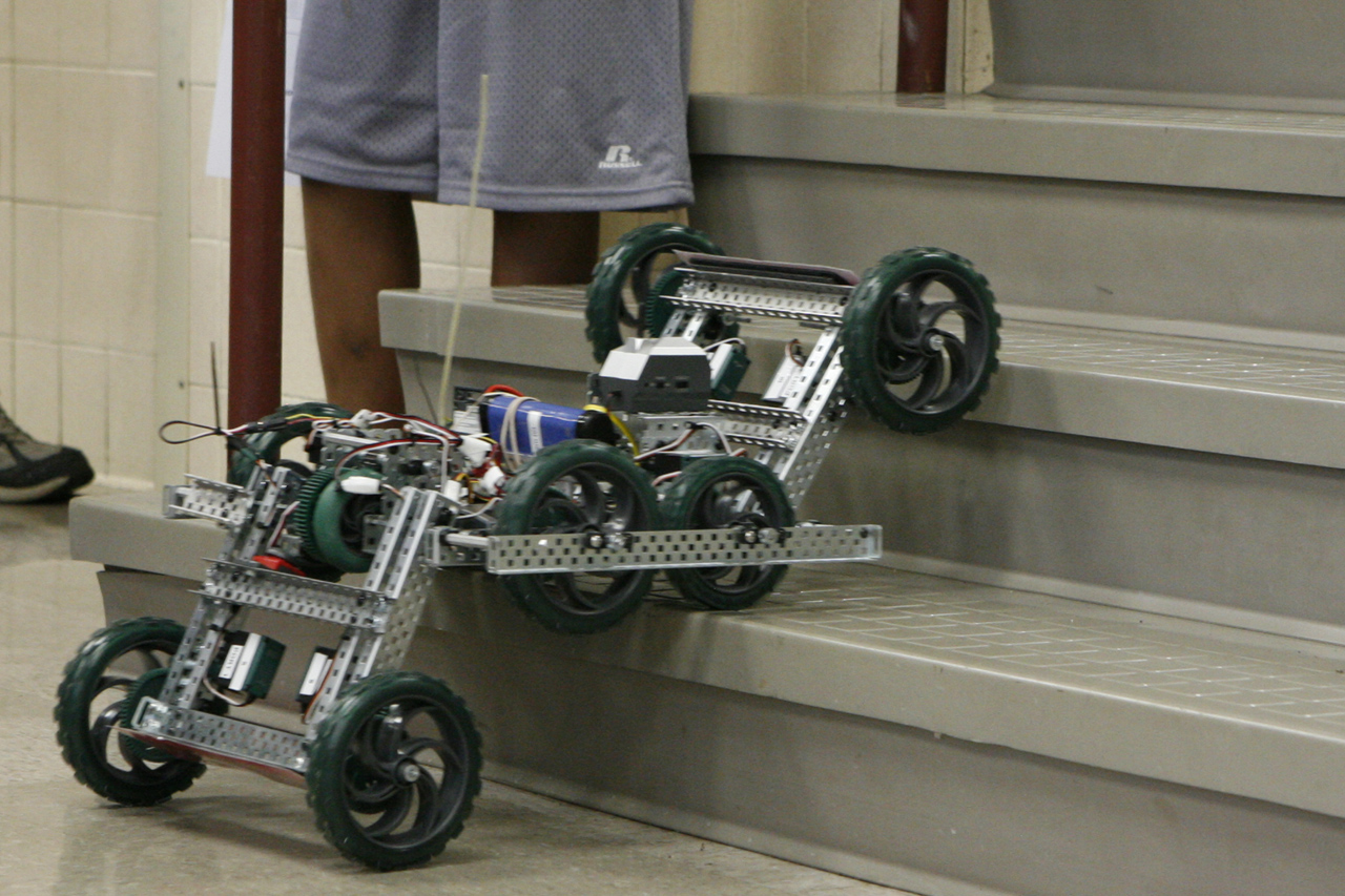 5 Reasons Why Kids Should Learn Robotics | Serious About School
